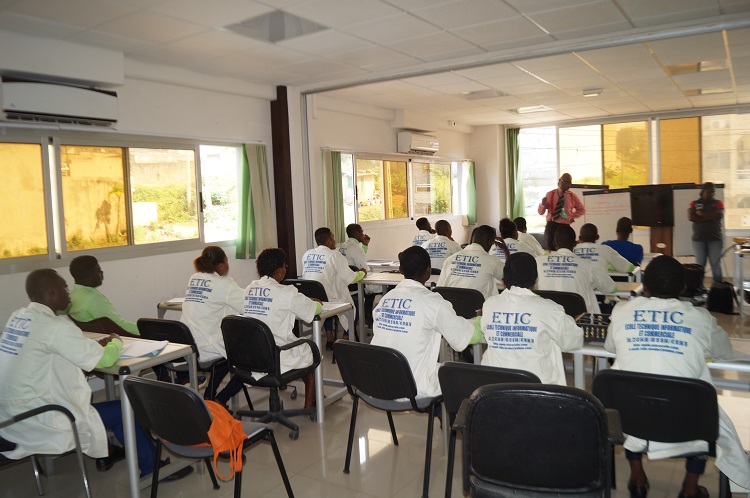 ETIC | L'excellence par le travail